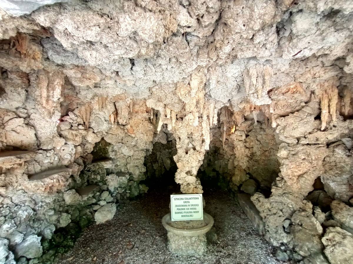 Sztuczna grota w Świeradowie-zdroju - Atrakcje turystyczne - Odkrywcza ...