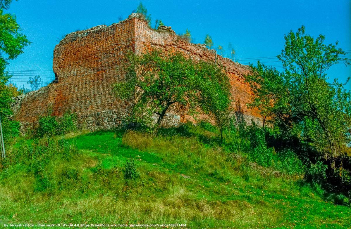 Zamek Drahim w Starym Drawsku - Atrakcje turystyczne - Odkrywcza turystyka