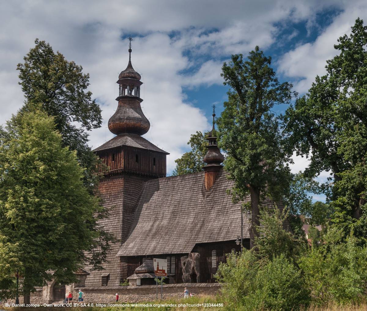 Drewniany kościół pw. św. Marii Magdaleny w Rabce-Zdroju - Atrakcje ...