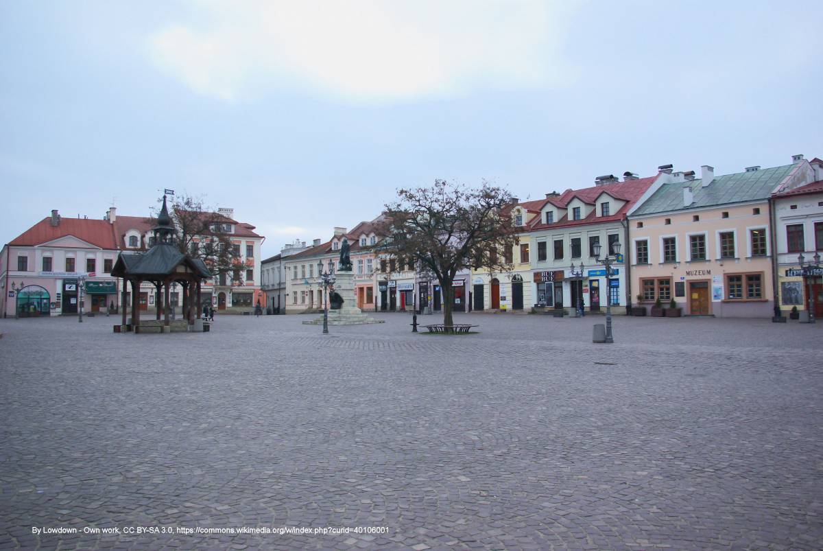Rynek w Rzeszowie - Atrakcje turystyczne - Odkrywcza turystyka
